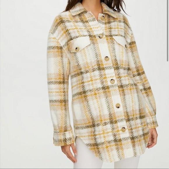 Wilfred | Jackets & Coats | Aritzia Wilfred Free Ganna Shirt Plaid ...
